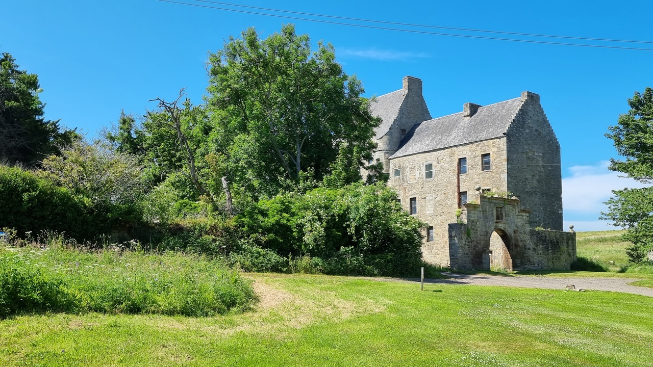 Visit Midhope Castle, Outlander's Lallybroch - Buy tickets